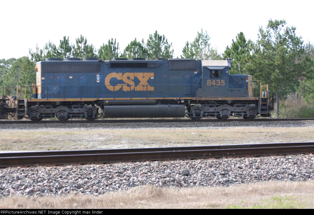 CSX 8435